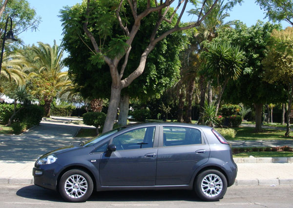 Prueba Fiat Punto Evo Dynamic 1.4 (diseño exterior, interior ...